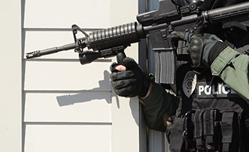Oshkosh Police Department - Patrol Division - SWAT (Special Weapons and ...